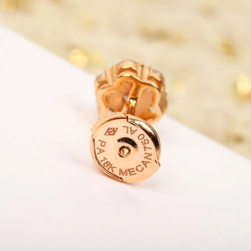 Top match Vca Earrings