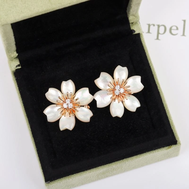 Indistinguishable Vca Earrings