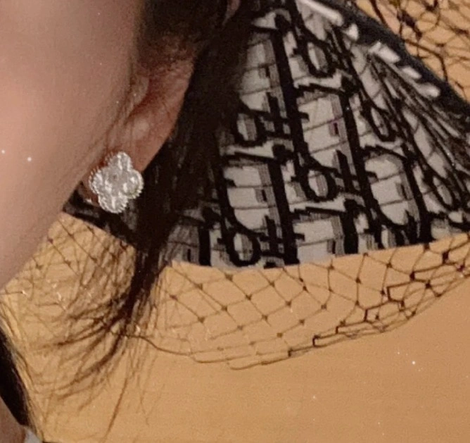 1:1 copy Vca Earrings