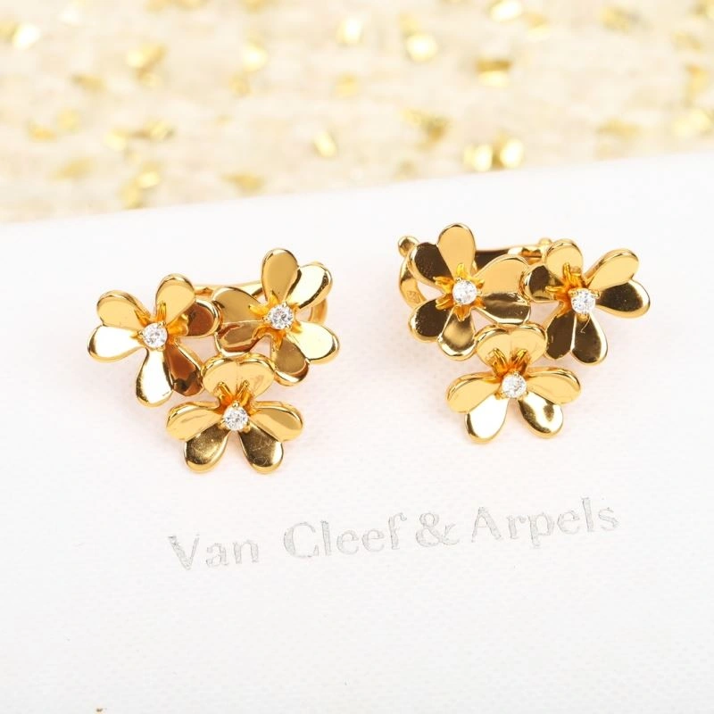 Factory-made Vca Earrings