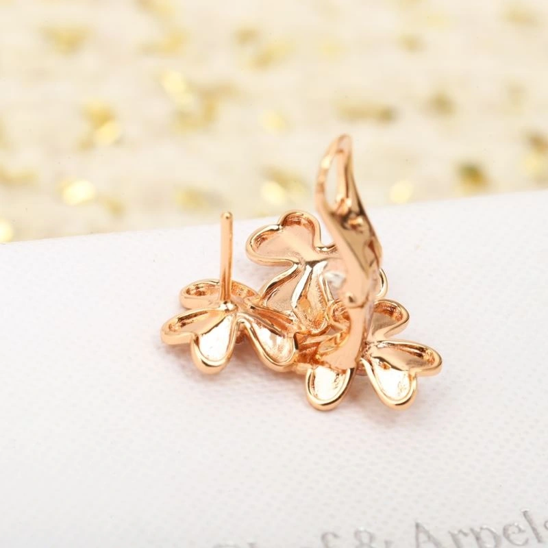Factory-made Vca Earrings