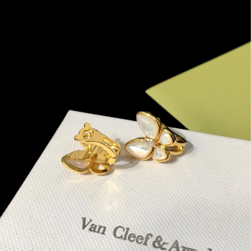 OEM Vca Earrings