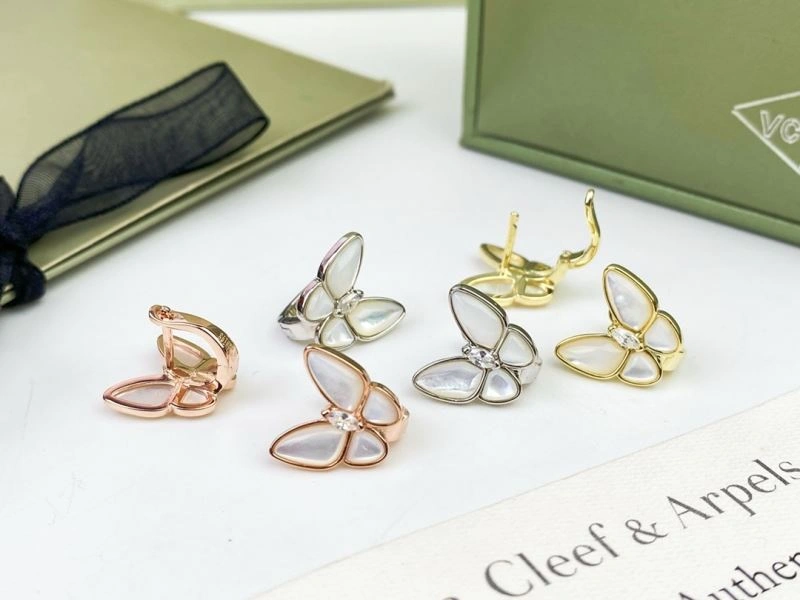 Real Vca Earrings