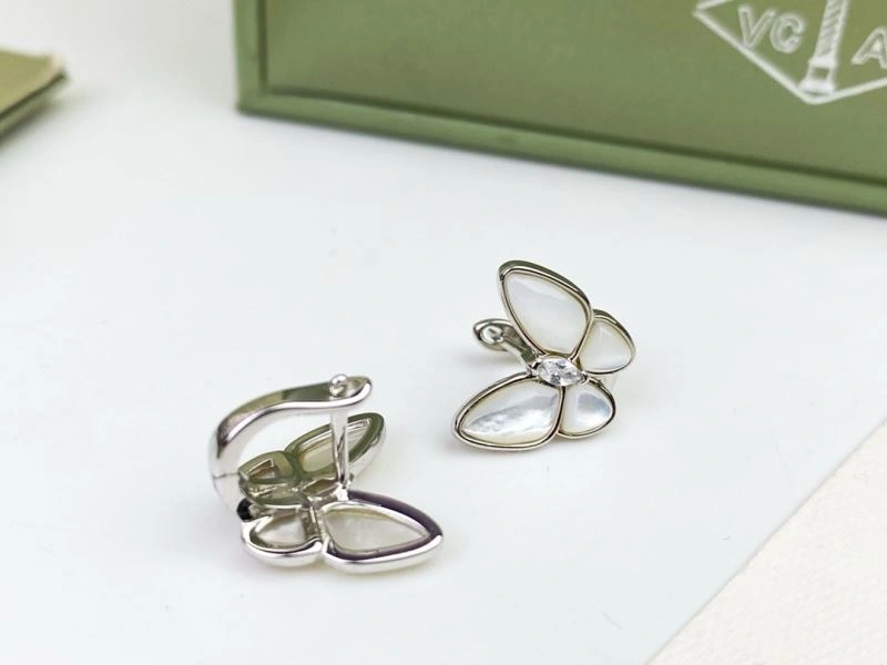 Real Vca Earrings