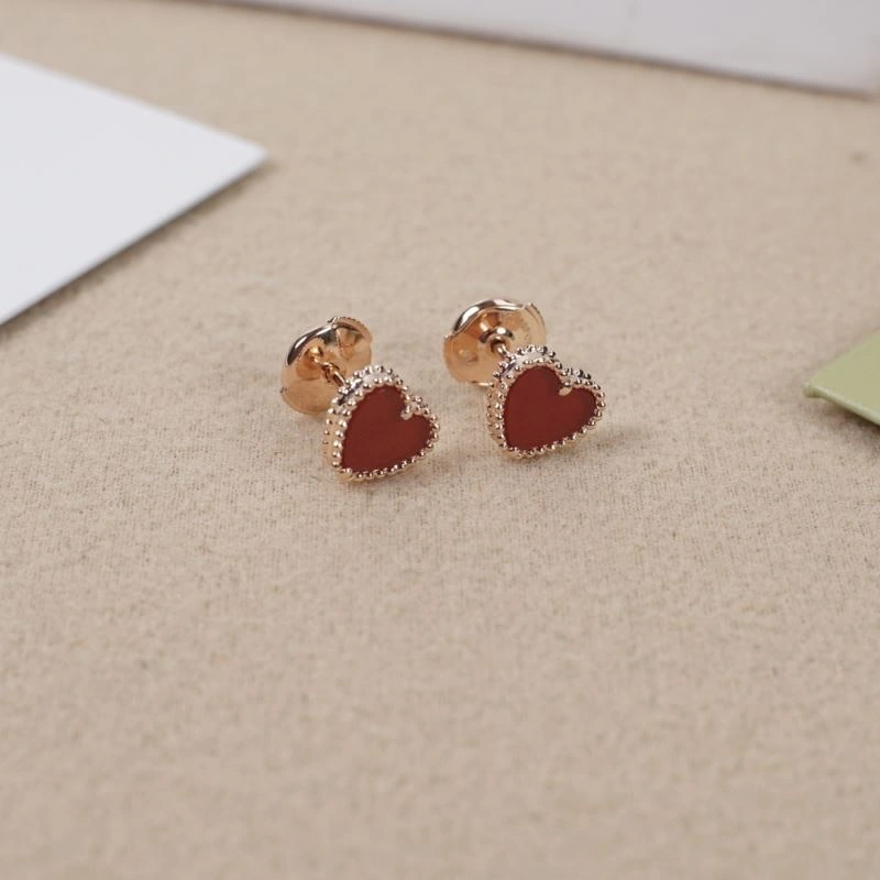 Indistinguishable Vca Earrings