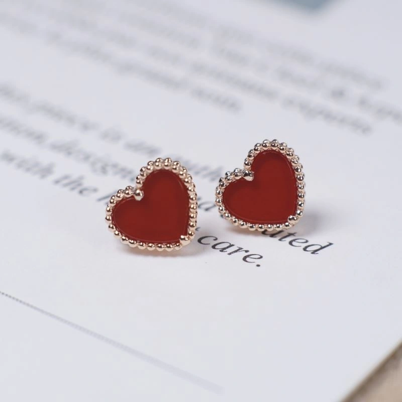 Indistinguishable Vca Earrings