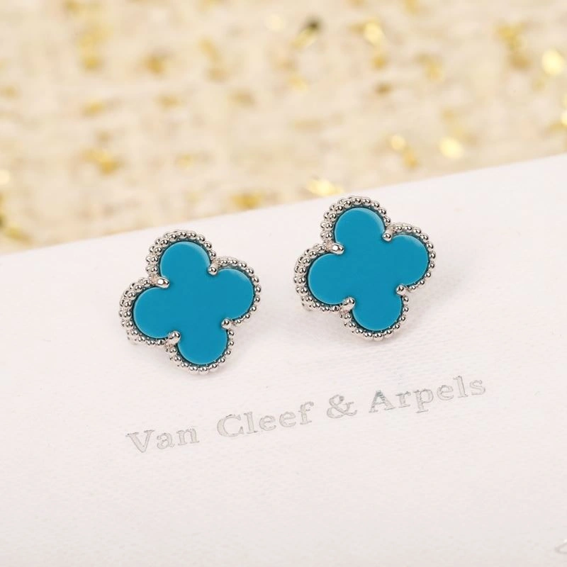 Legit Vca Earrings