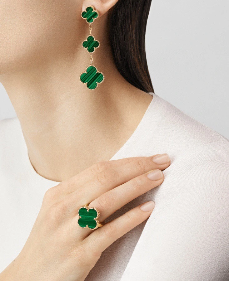 Factory-made Vca Earrings