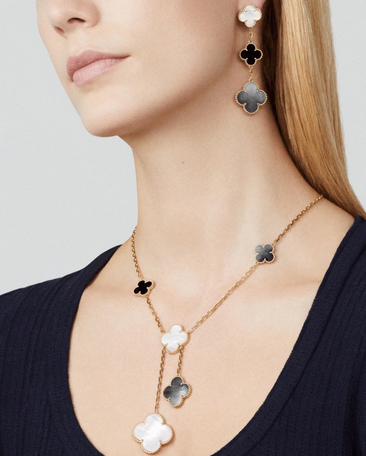 High accuracy Vca Earrings