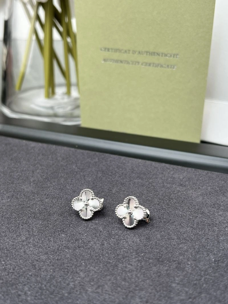 Cut-rate Vca Earrings