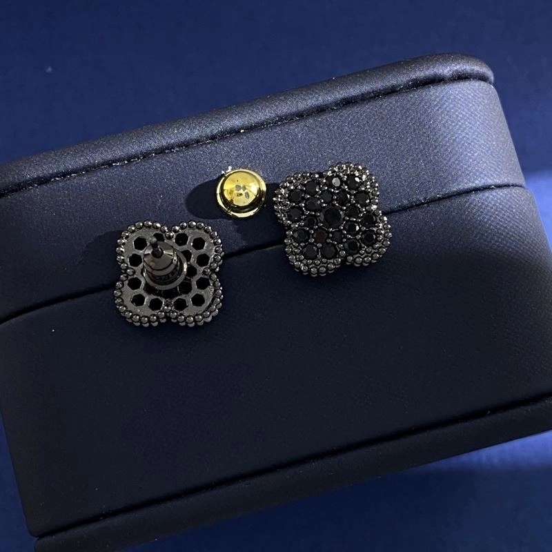 Bargain Vca Earrings