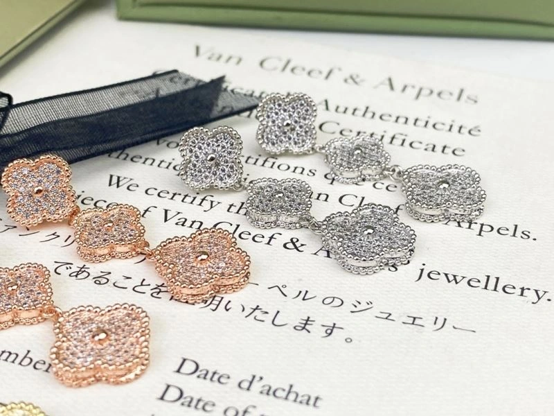 Top mirror Vca Earrings