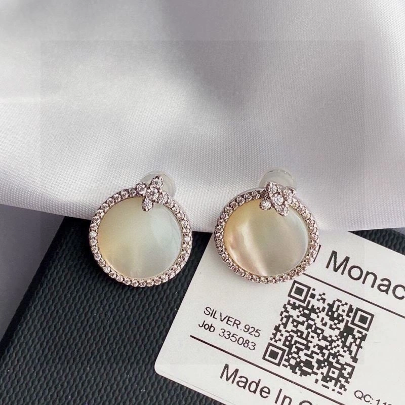 Brand-authenticated Vca Earrings