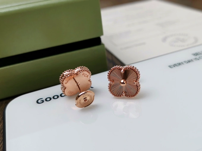 Vca Earrings