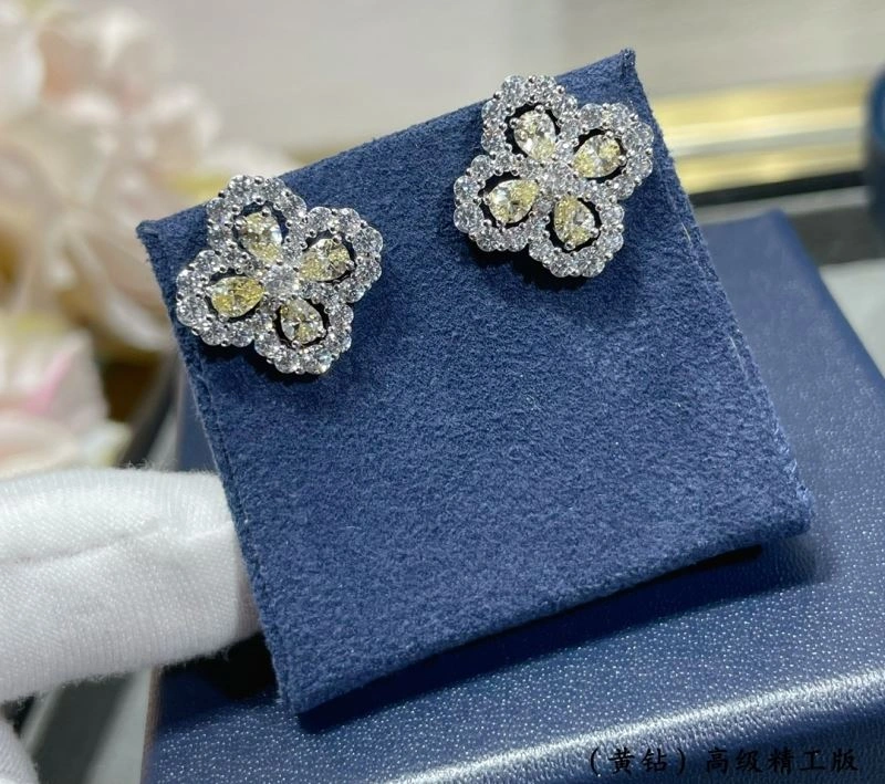 Legit Vca Earrings
