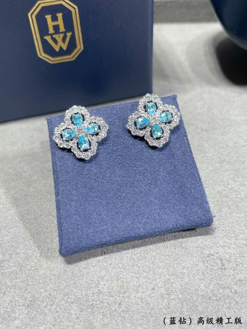Brand-authenticated Vca Earrings