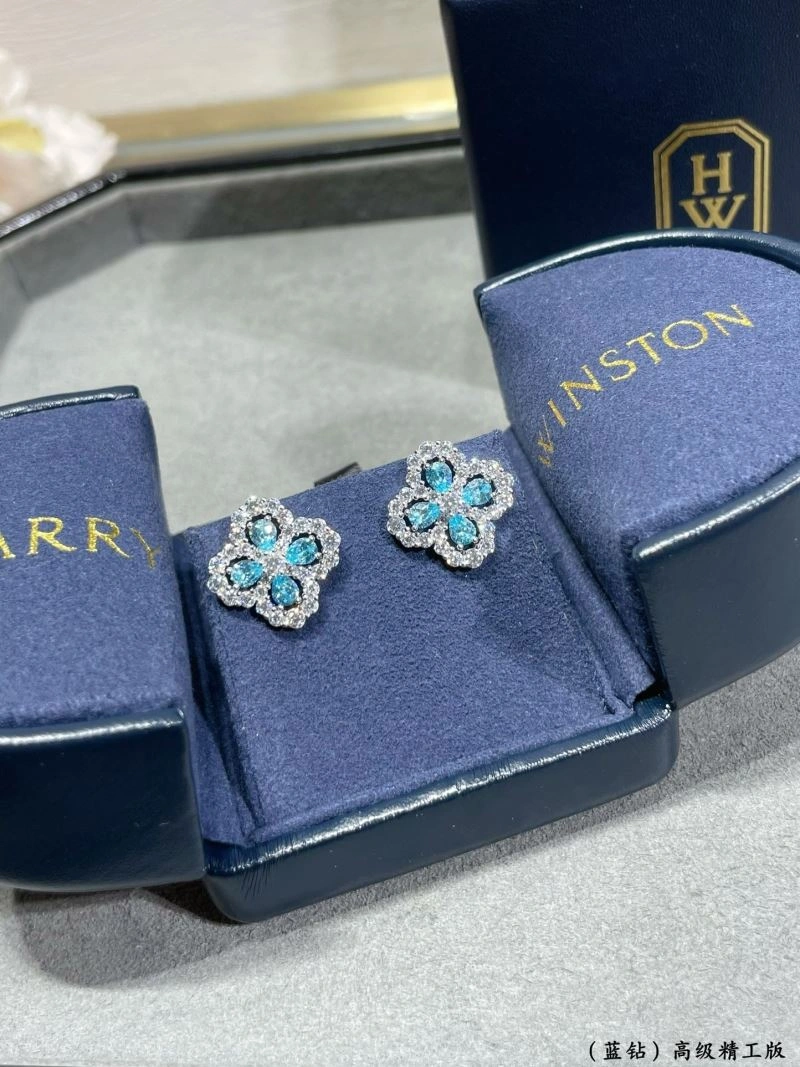Brand-authenticated Vca Earrings