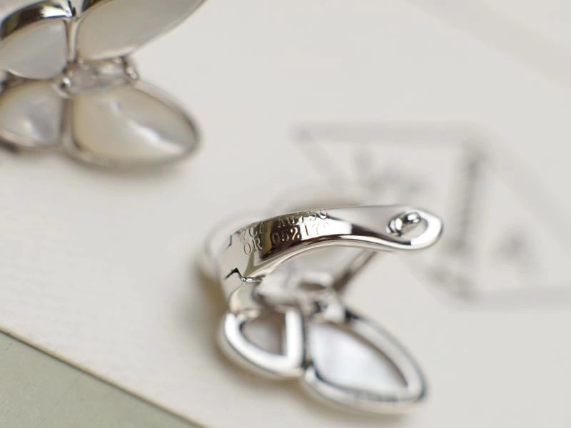 Low-cost Vca Earrings