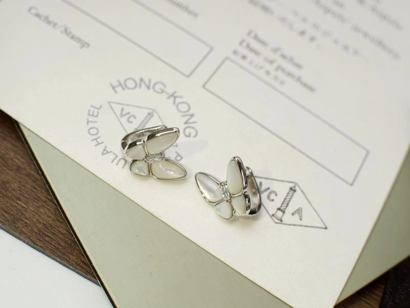 Low-cost Vca Earrings