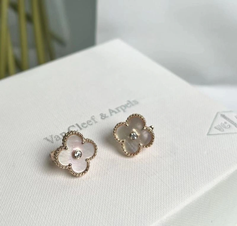 Precise copy Vca Earrings