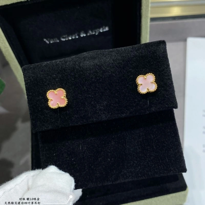 Cut-rate Vca Earrings