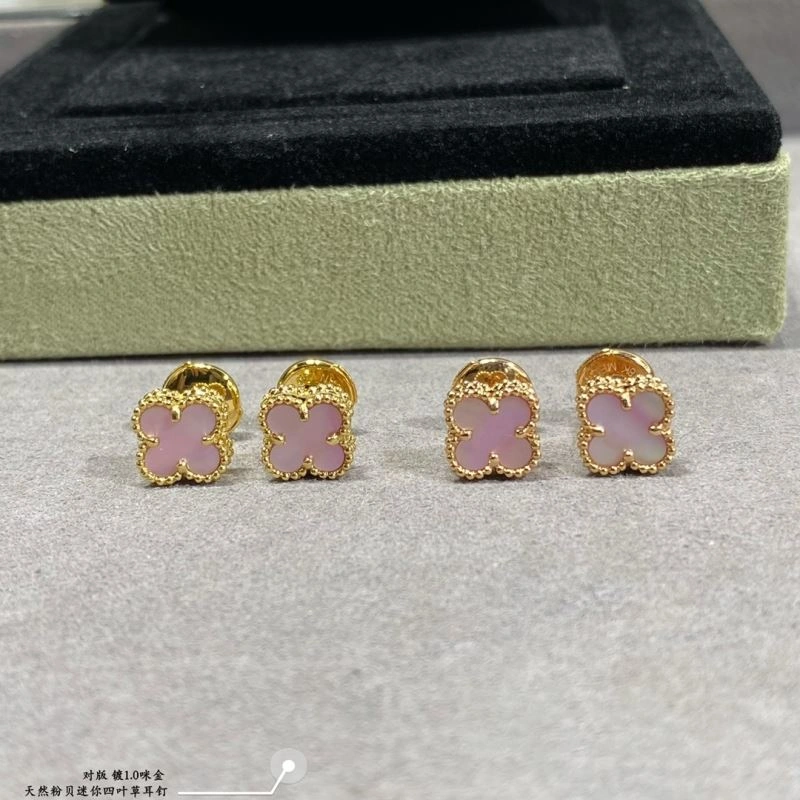 Cut-rate Vca Earrings