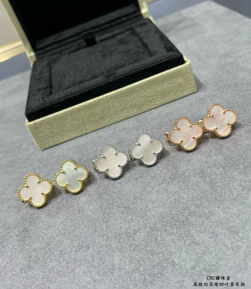 Value-priced Vca Earrings