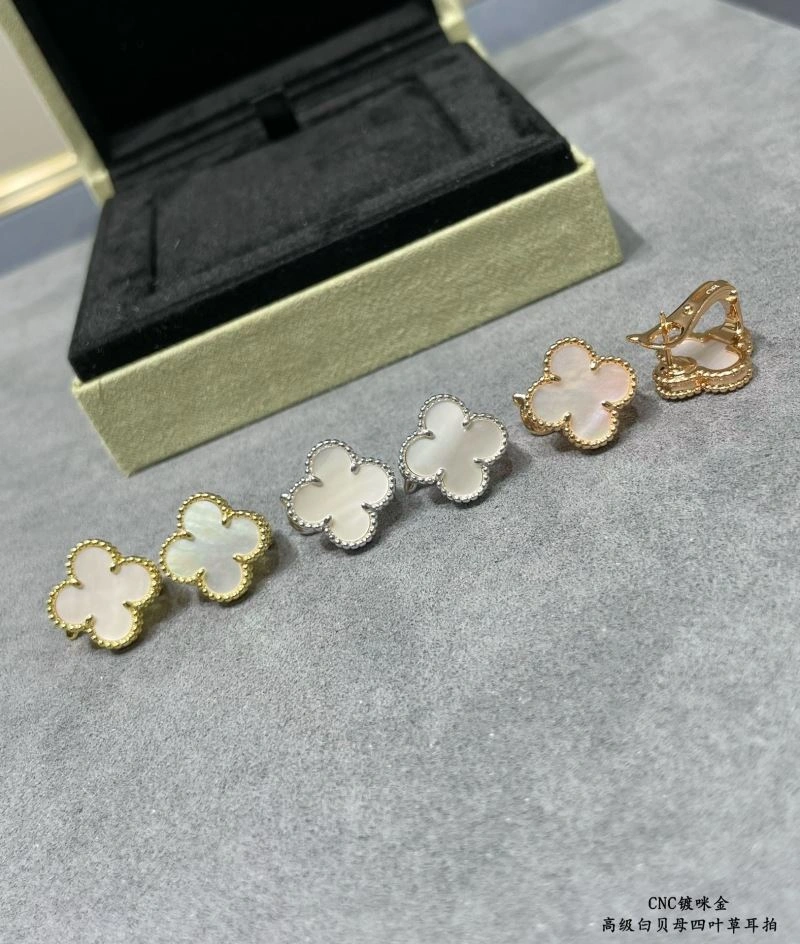 Value-priced Vca Earrings