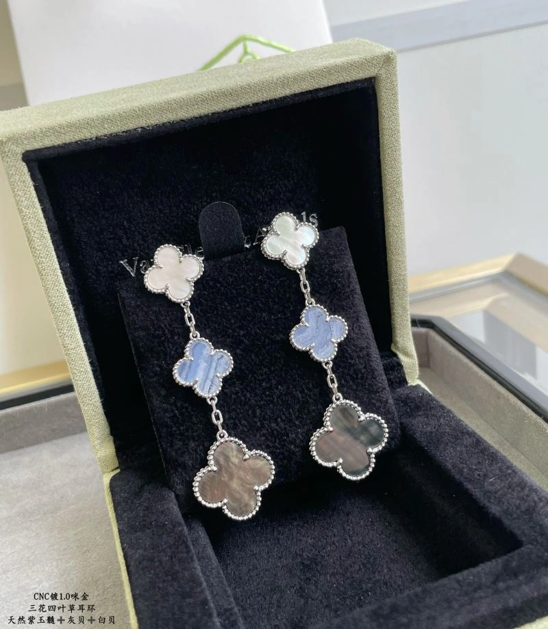 Discounted Vca Earrings