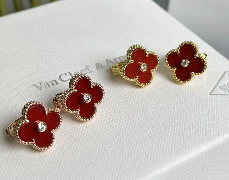 Inexpensive Vca Earrings