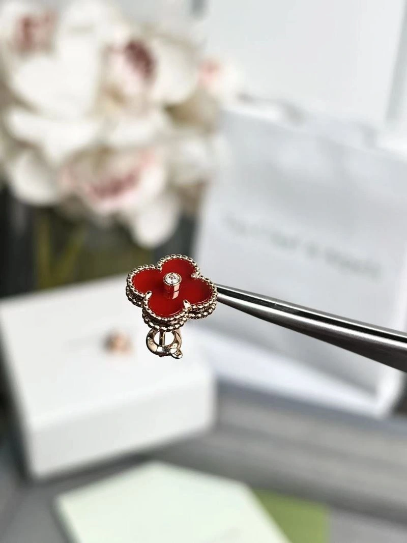 Value-priced Vca Earrings