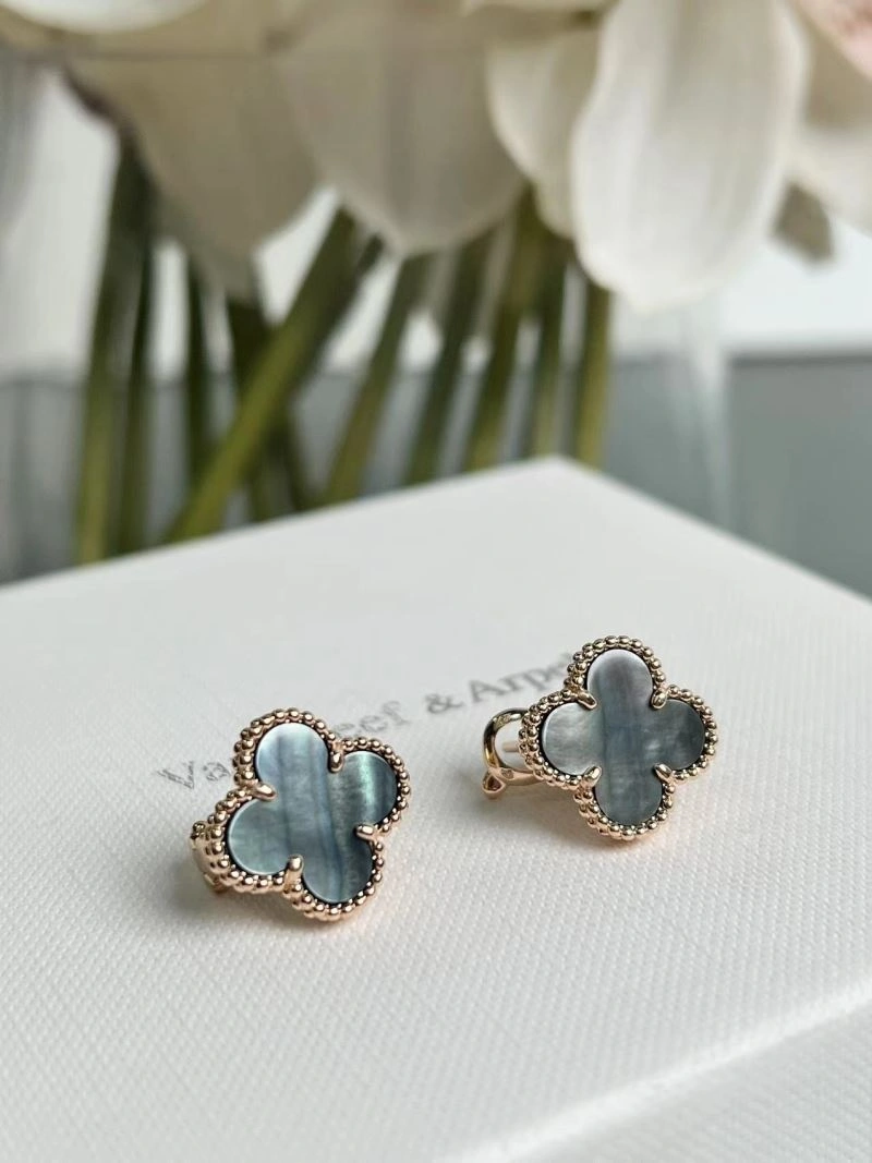 Real Vca Earrings