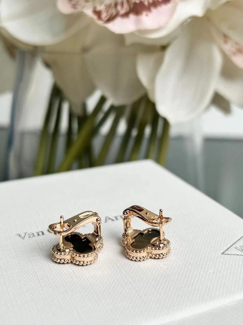 Real Vca Earrings