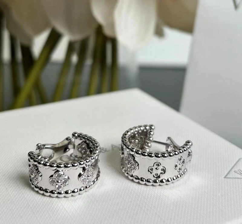 Vca Earrings