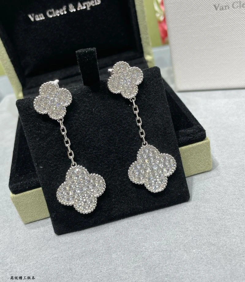 Budget-friendly Vca Earrings