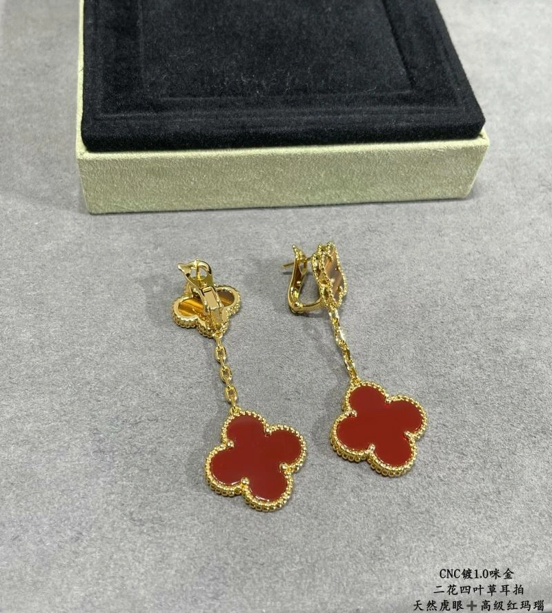 Accurate model Vca Earrings