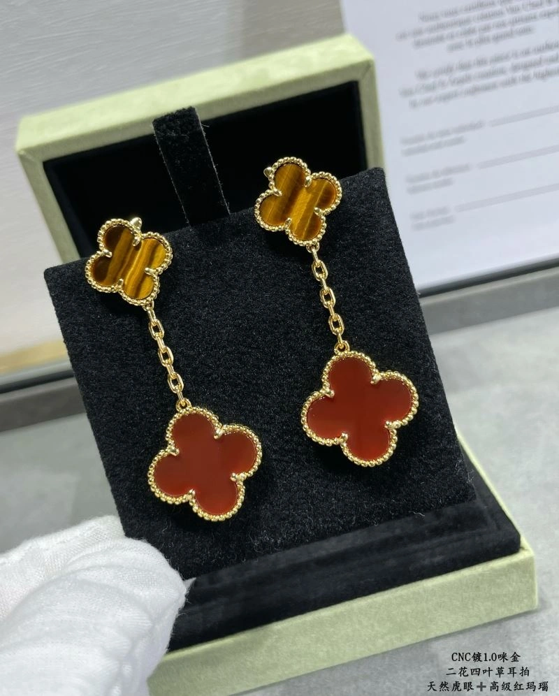 Accurate model Vca Earrings