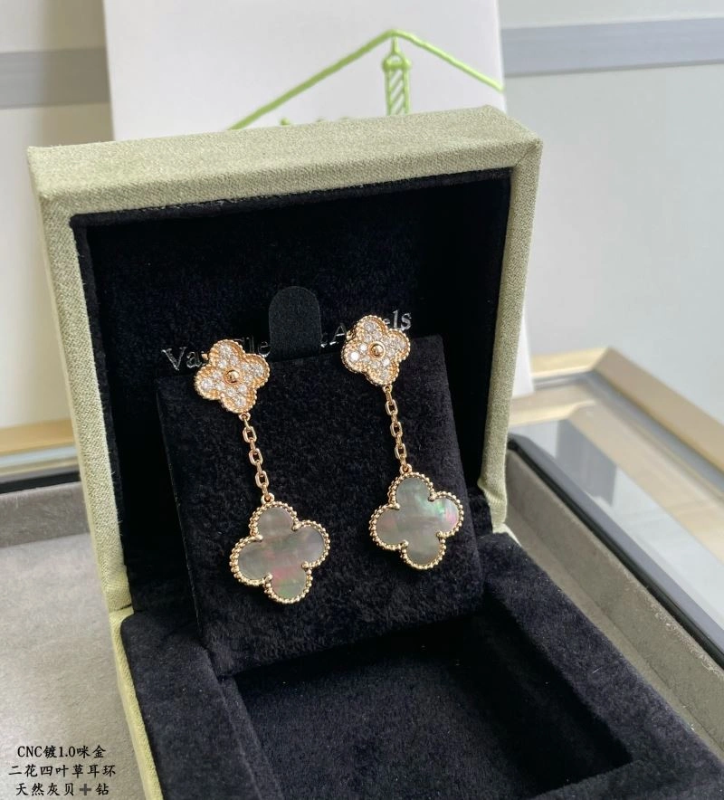 OEM Vca Earrings