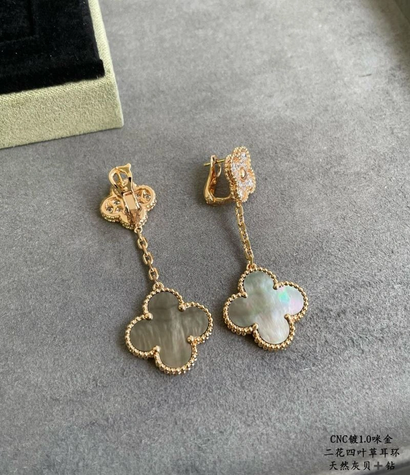 OEM Vca Earrings