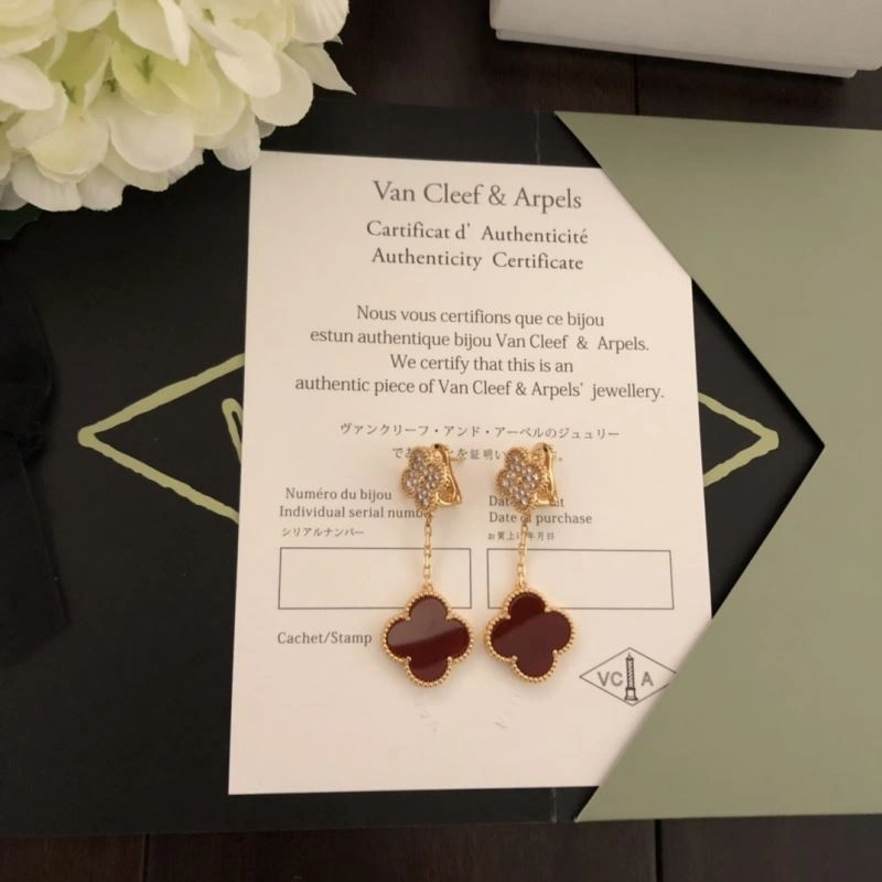 Factory-made Vca Earrings