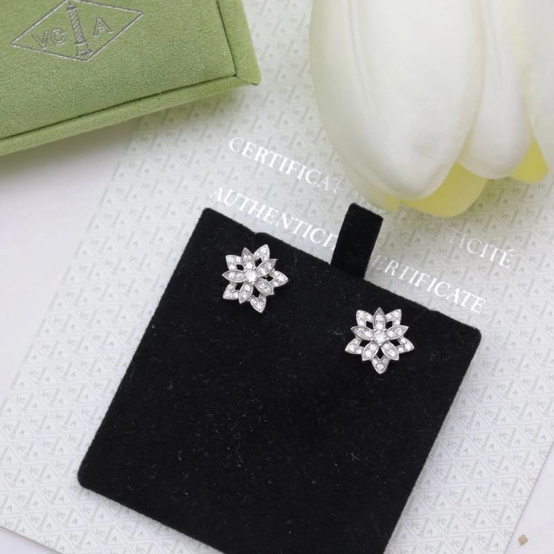 Factory-made Vca Earrings