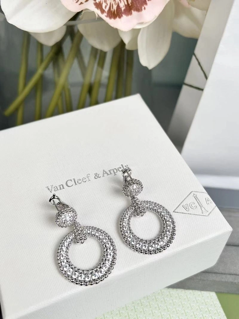 Legit Vca Earrings