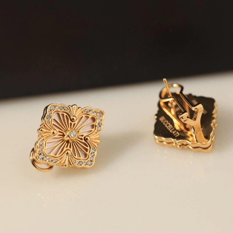Real Vca Earrings