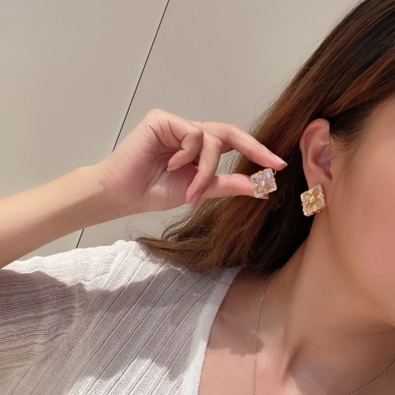 Real Vca Earrings