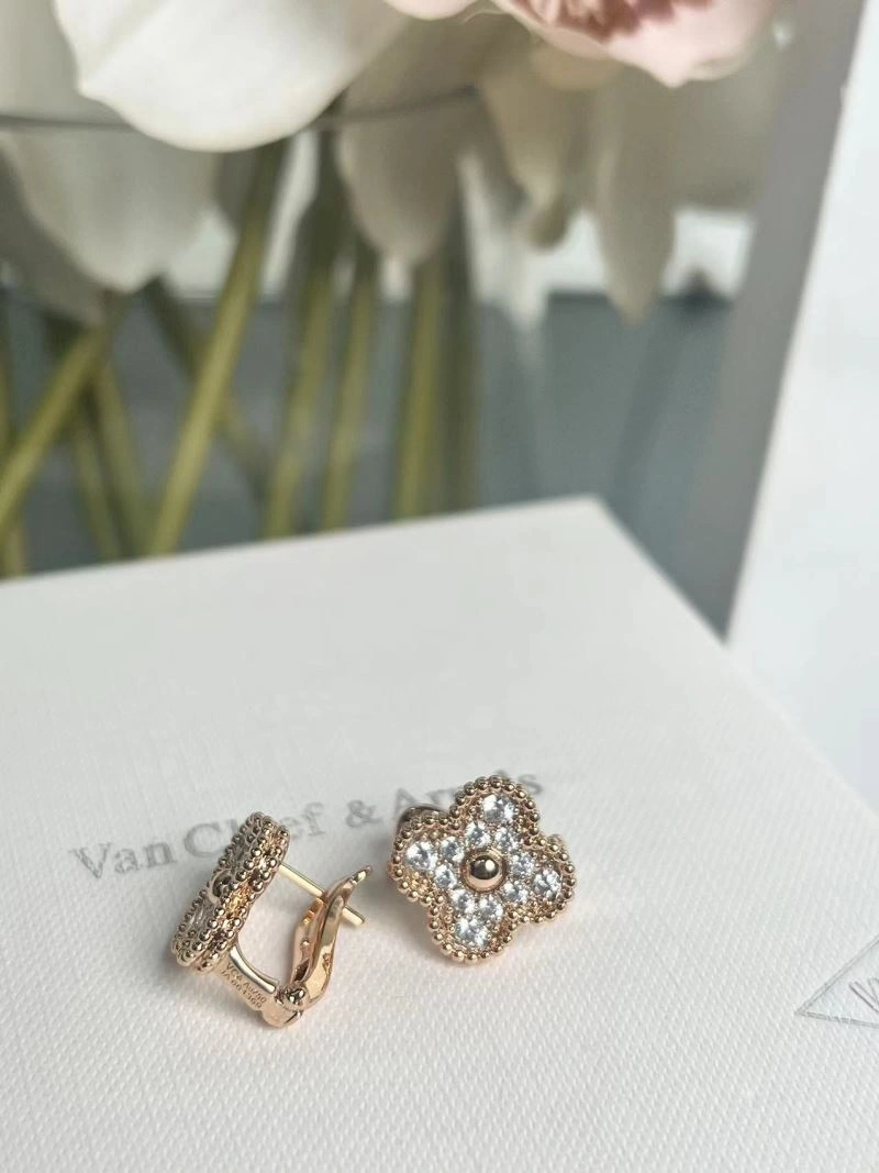 Bargain Vca Earrings