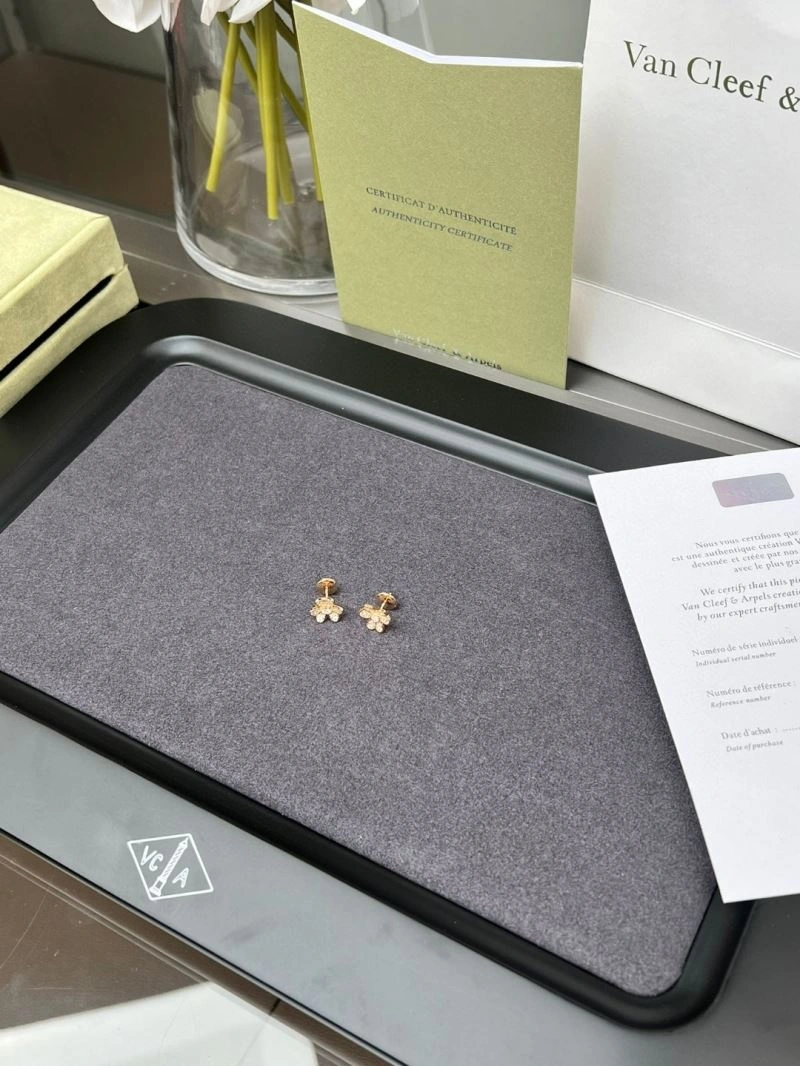 Real Vca Earrings