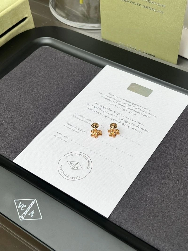 Real Vca Earrings