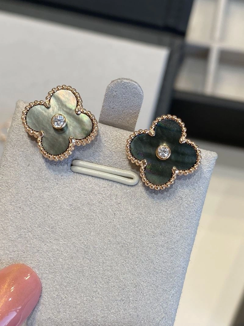 Vca Earrings