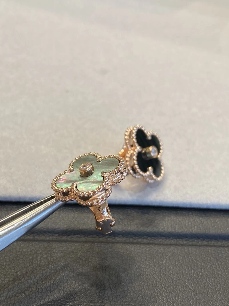 Value-priced Vca Earrings