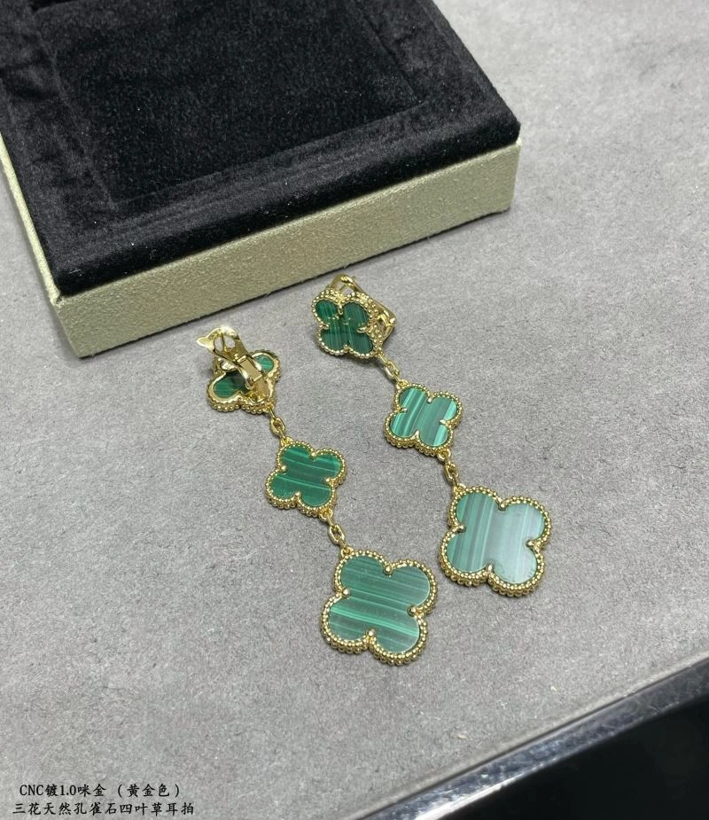 OEM Vca Earrings